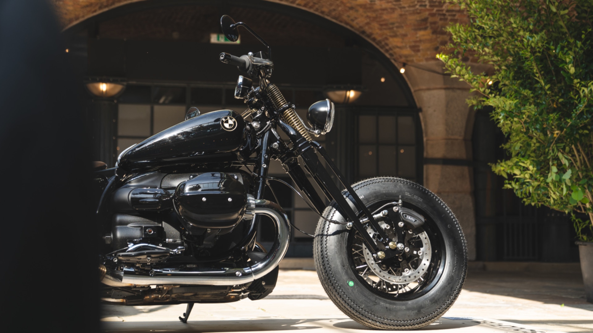 Bmw bobber r18 store